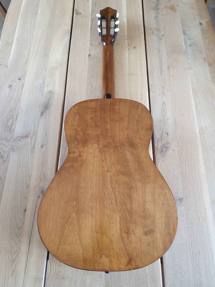 Klira Kessler-boy - Guitargaragen